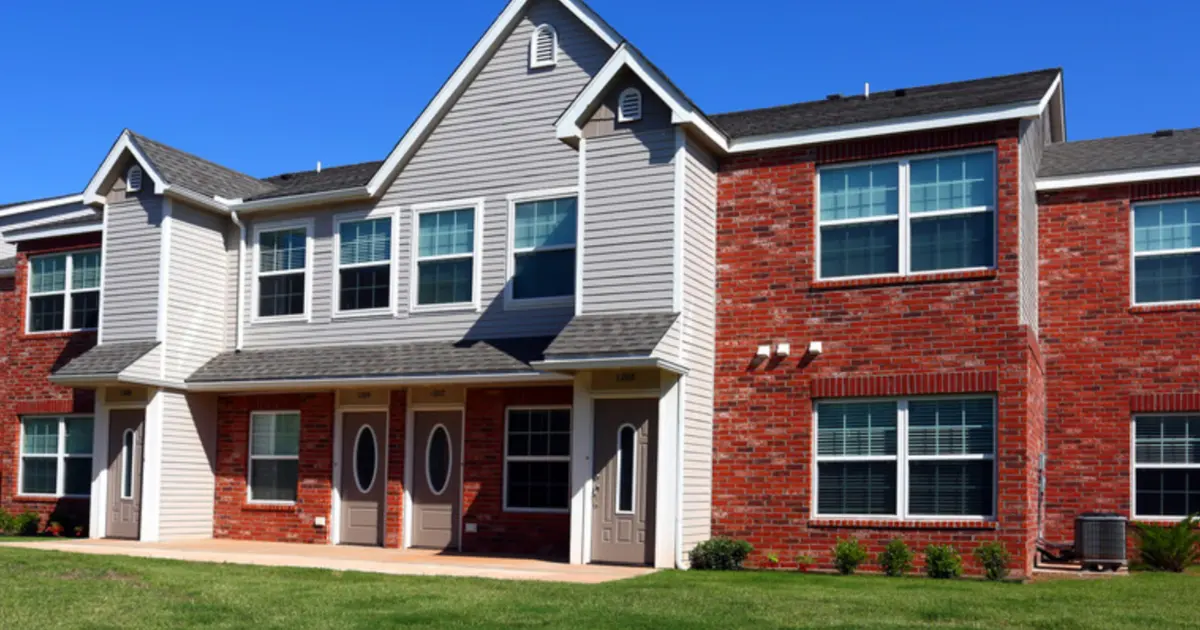The Pointe at North Penn | Charming Rental Homes in Edmond